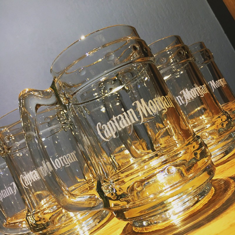 Mok Captain Morgan model 2