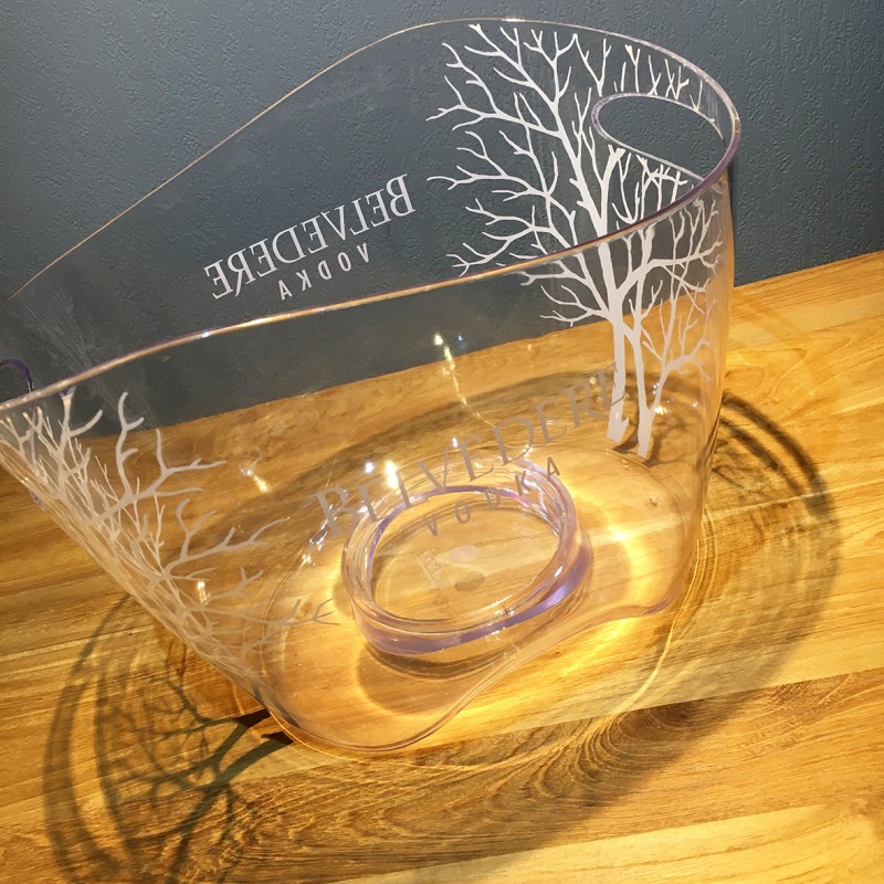 Bottle & Ice bucket Belvedere vodka 2b transparent