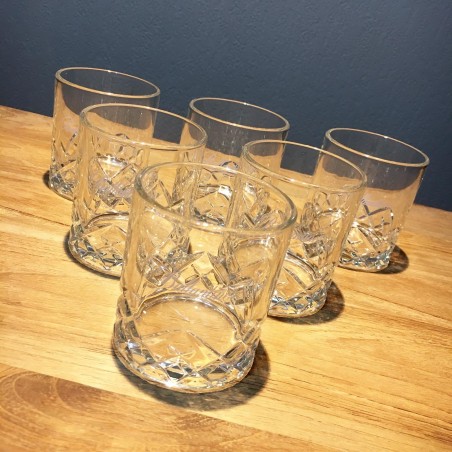 Glass Ballantines on the rocks model 2